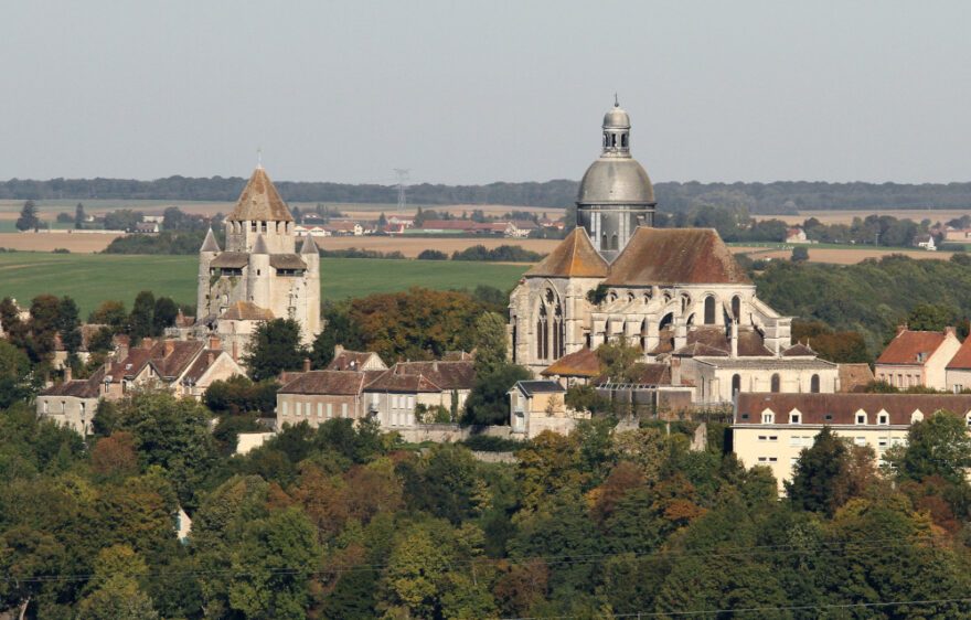 Visites guidées de Provins à la demande - Provins Tourisme, entre ...